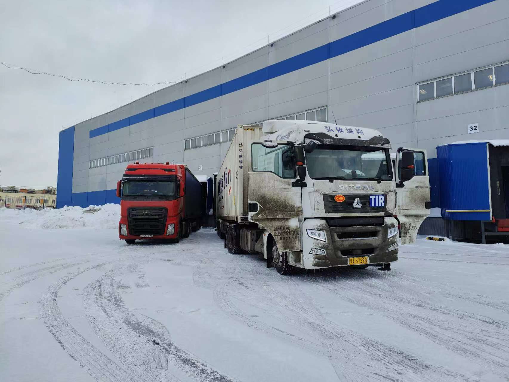 中部地区首批国际公路运输（TIR）卡车抵达莫斯科